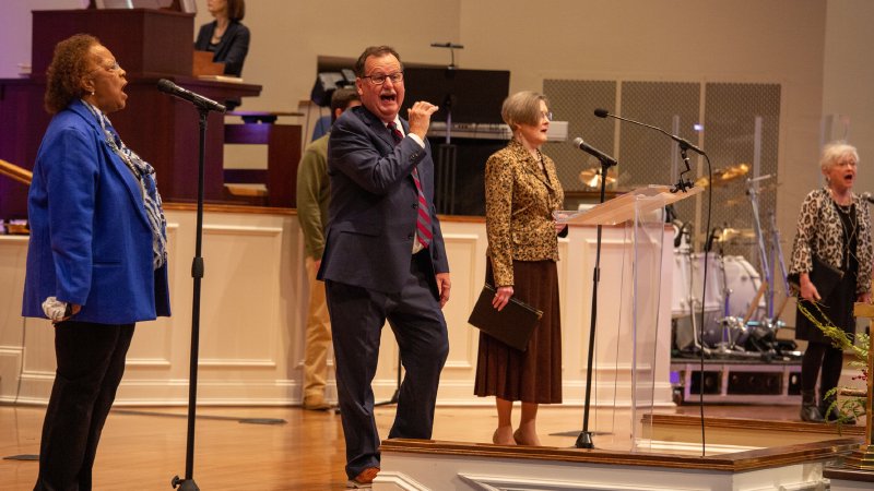 Traditional Worship | First Baptist Somerset