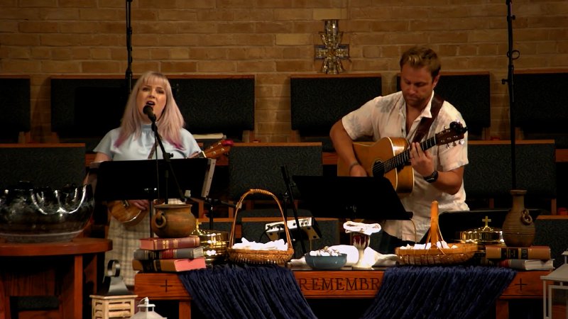 Crowded Table | White Rock United Methodist Church